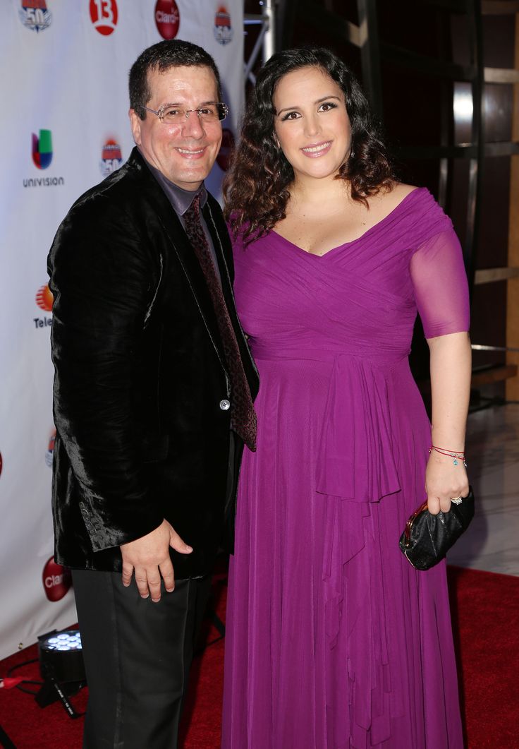 Ángelica Vale se enteró de la demanda de divorcio por la prensa ...