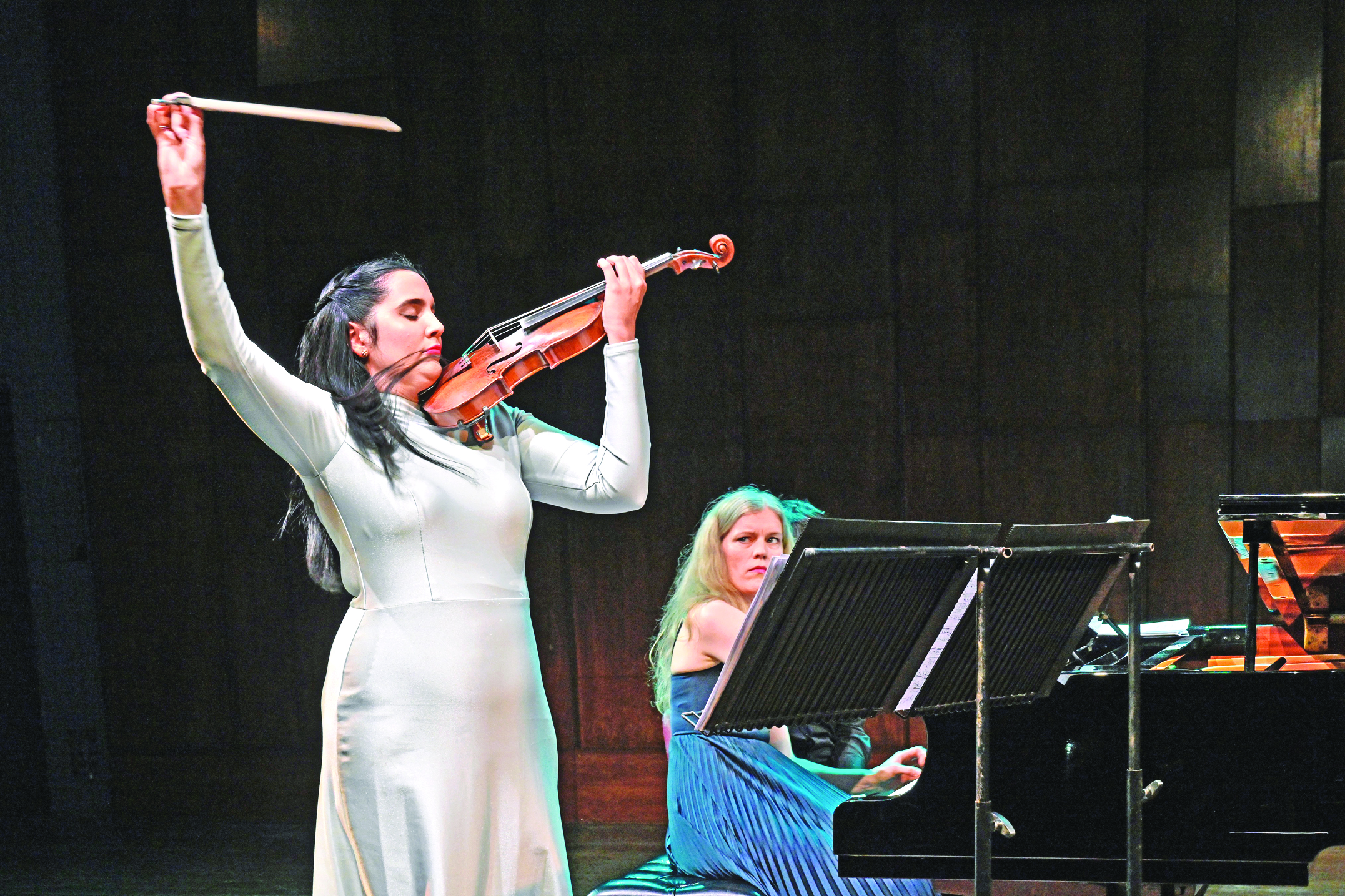 Aisha Syed toca de nuevo en La India y culmina gira mundial “Souvenir ...
