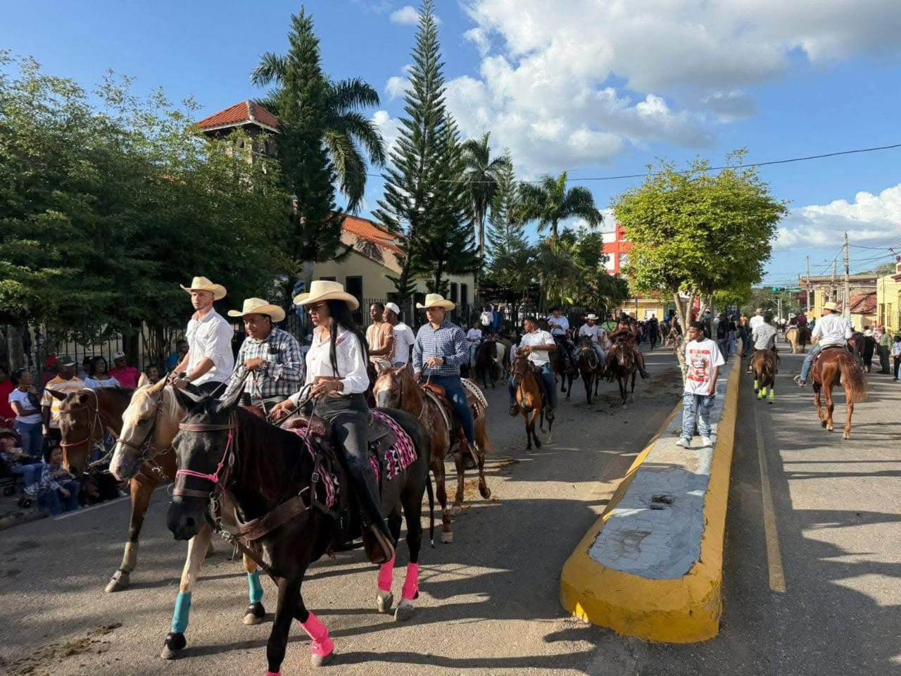 La cabalgata del 19 de enero sigue siendo el epicentro de las fiestas ...