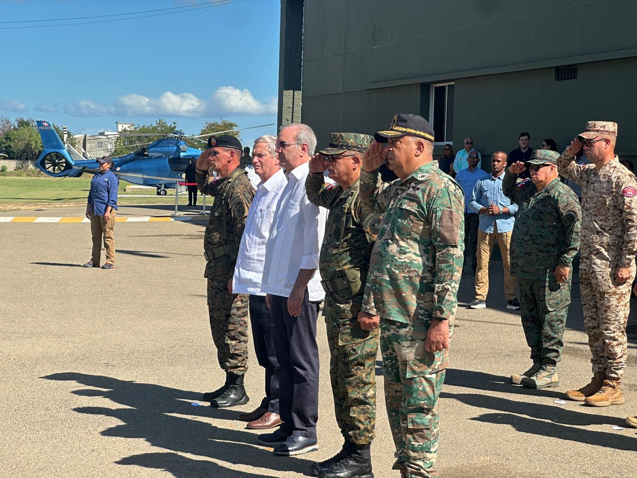 Presidente Abinader llega a Dajabón con José Antonio Kast para recorrer ...