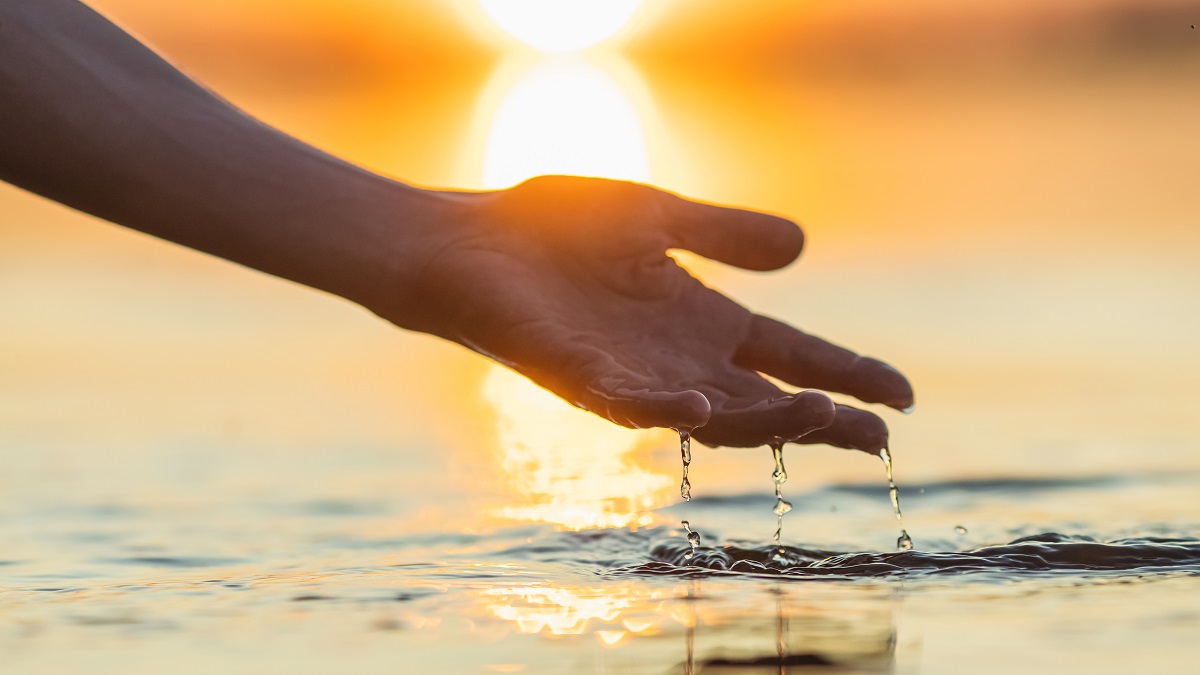 El agua: patrimonio natural nacional y universal