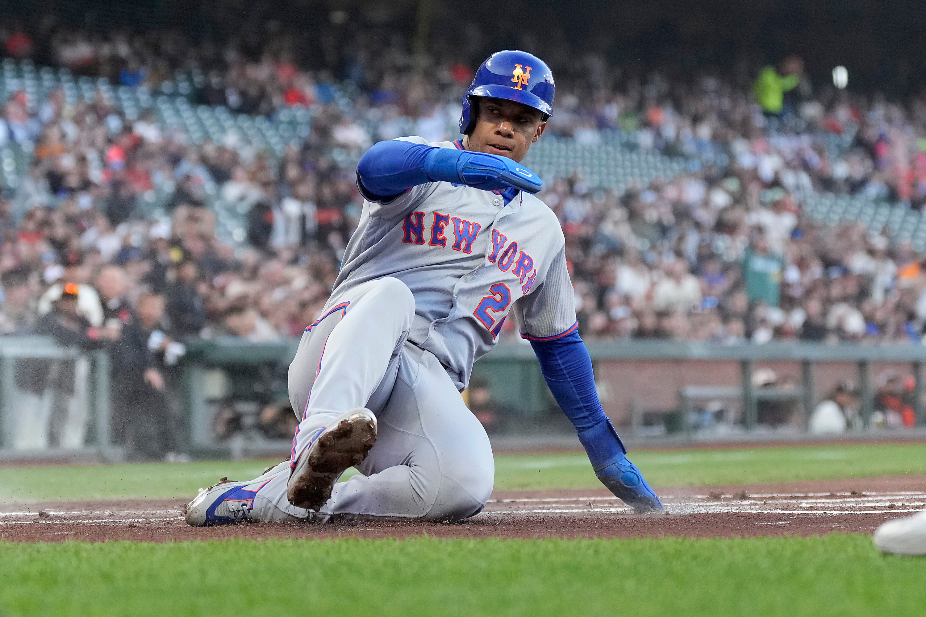Juan Soto sigue fuera de la alineación de los Mets este domingo por ...