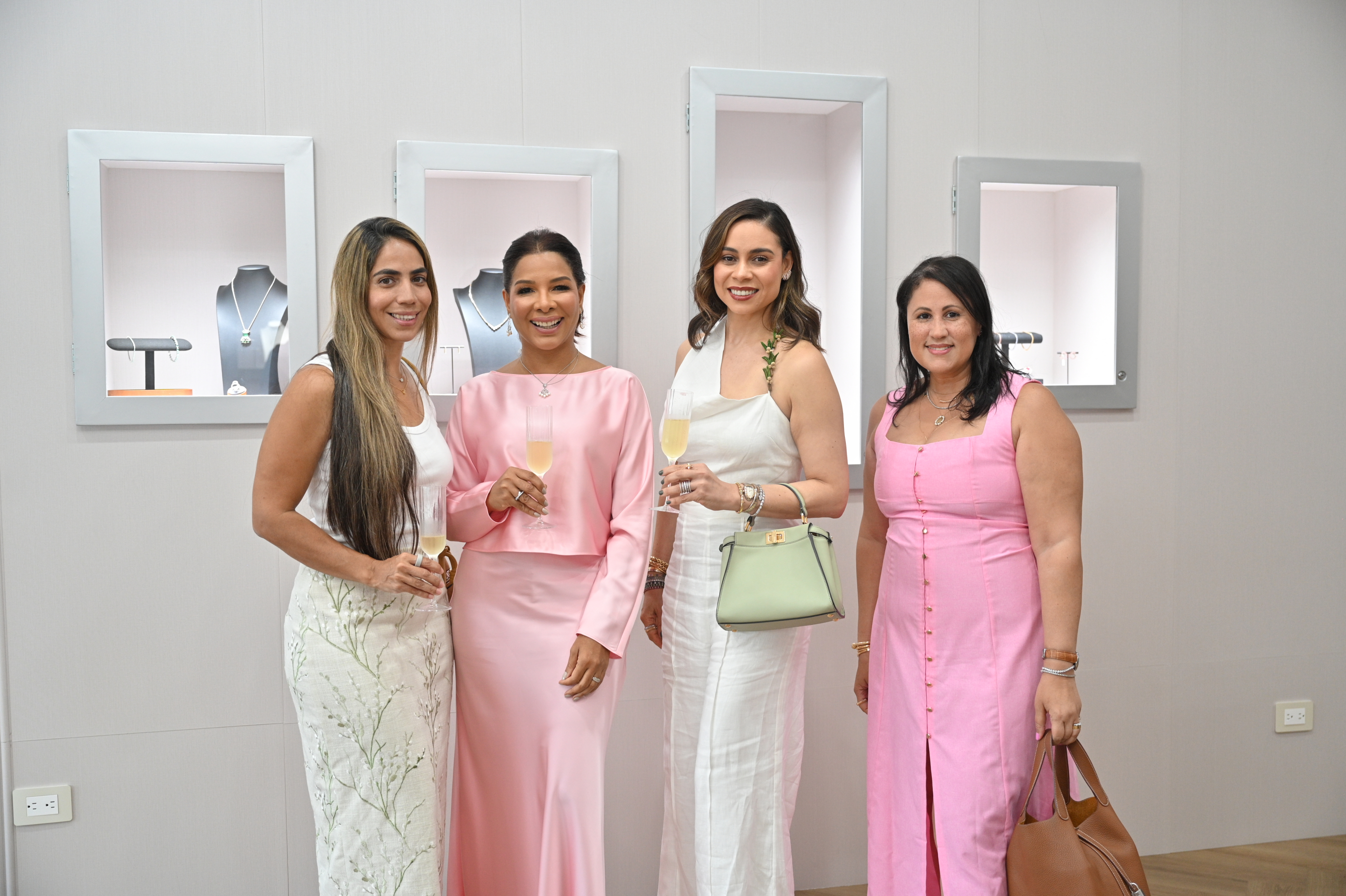 Cliff Italian Jewelry rinde homenaje a las madres