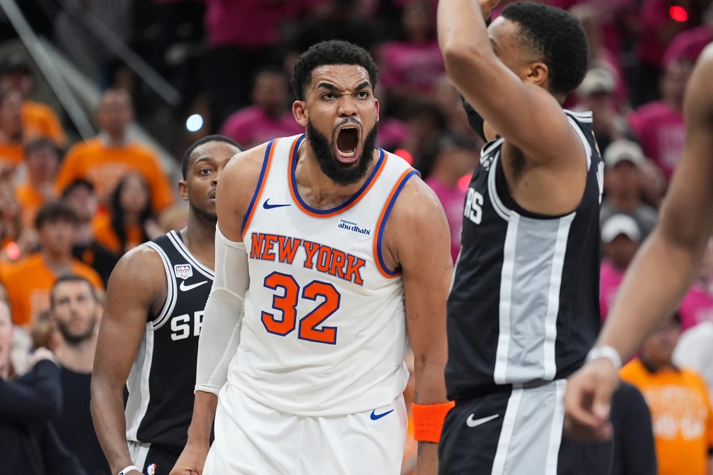 Brunson anota 30, Towns hace doble-doble y los Knicks derrotan a San ...
