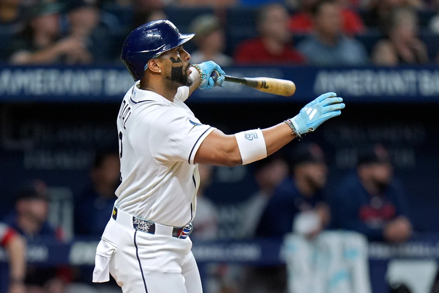 Yandy y Aranda vuelven a vestirse de héroes en triunfo de Rays sobre Boston